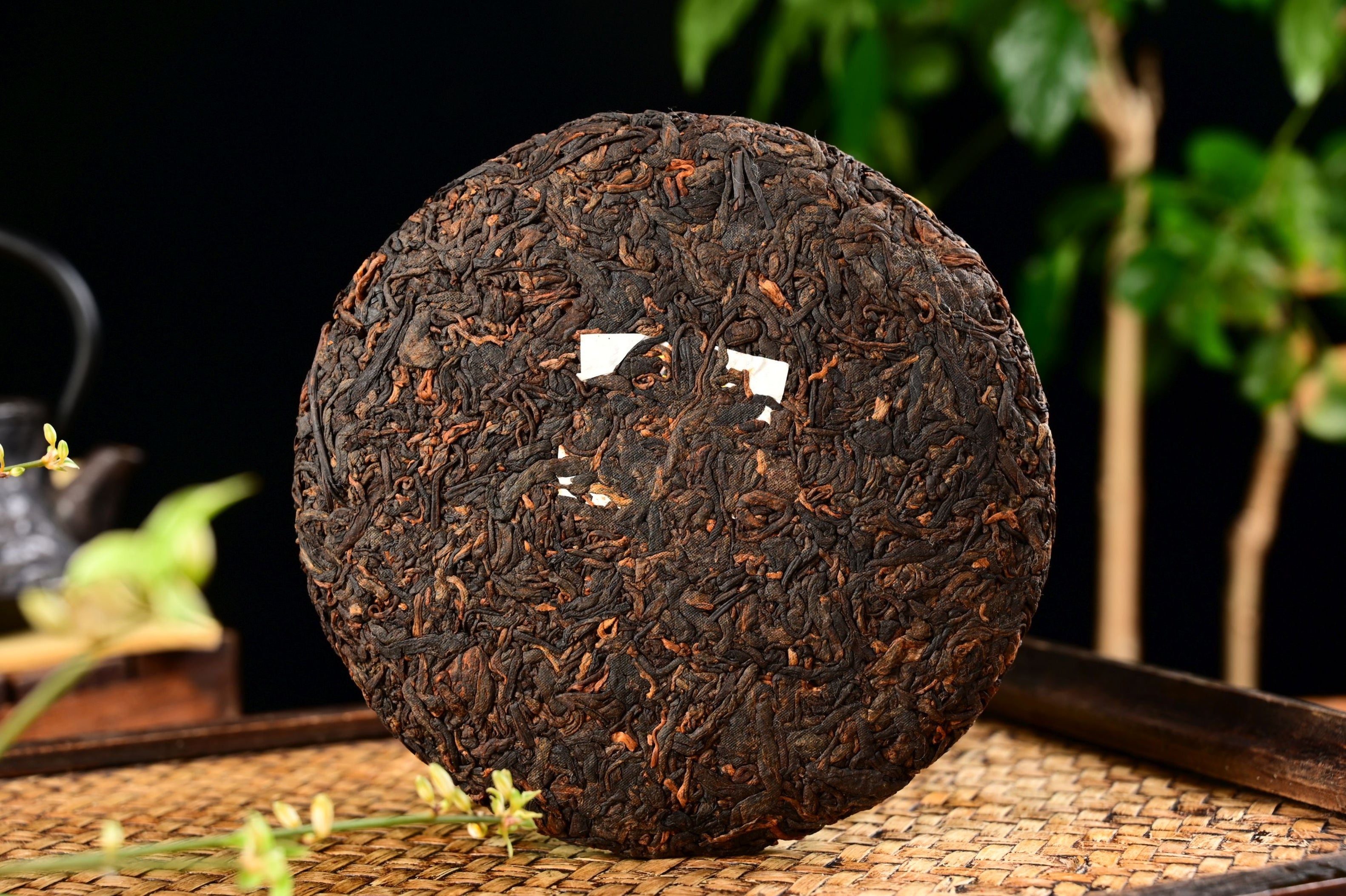 2022 Yunnan Sourcing "Lao Man'e Village" Ripe Pu-erh Tea Cake — Yunnan ...